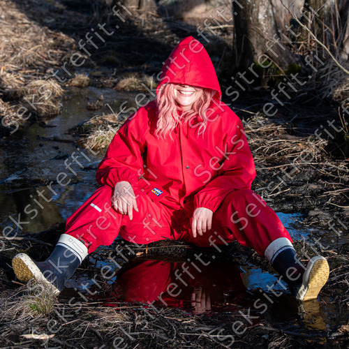 KURIKSET PÄÄLLE DEVIN KANSSA Devi Sparkles pk-seuraa tarjoavat ...